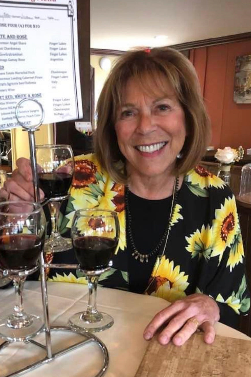 Mary Ellen – Water Lili